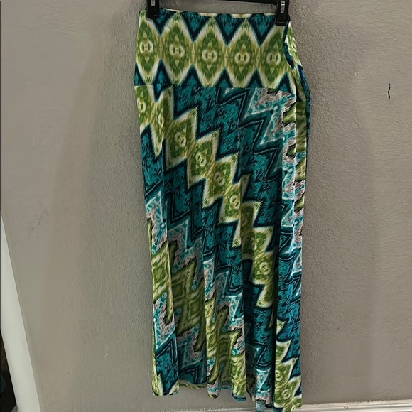 Allison Taylor | Skirts | Allison Taylor Blue And Green Midi Aline ...